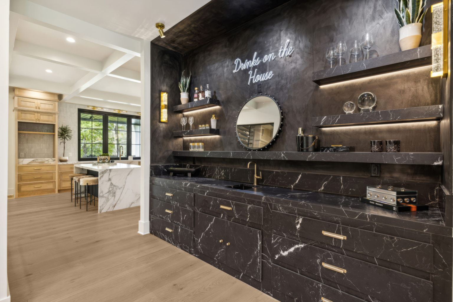 Laguna Natural 9 1⁄2" White Oak Engineered Hardwood Flooring - ADM Flooring